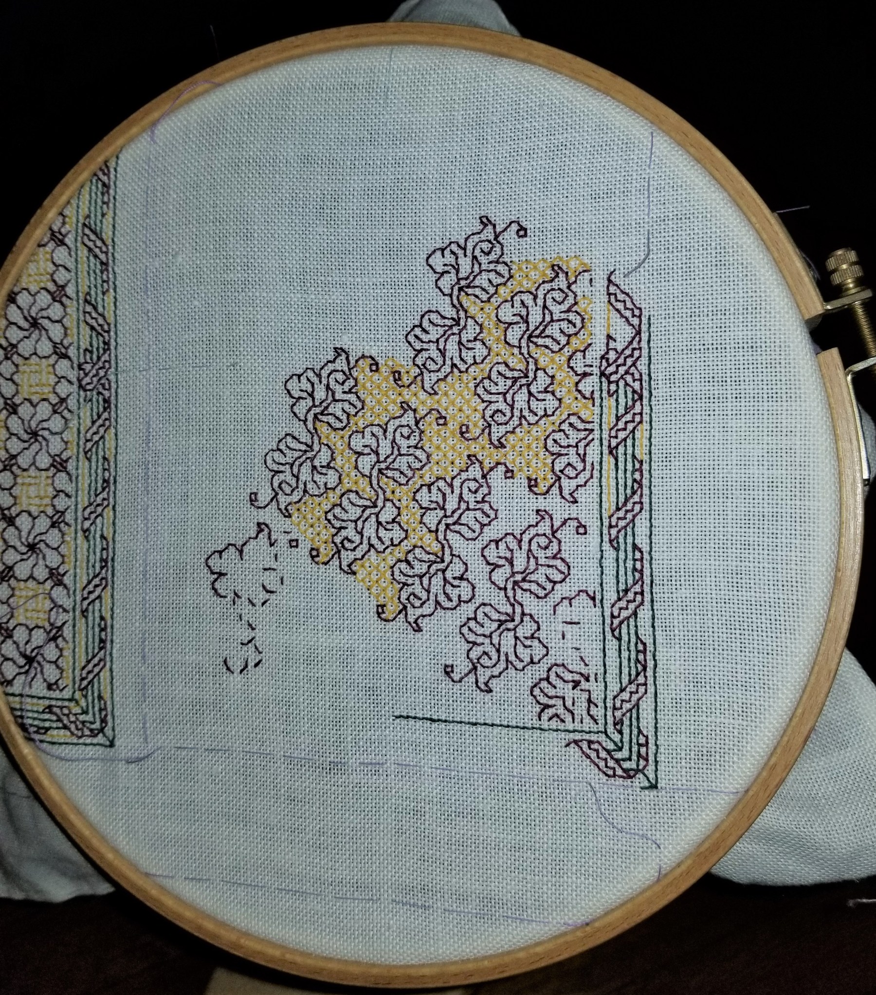 BOOKMAKING 105 – ONE COVER DONE. CENTERING ECCENTRIC REPEATS | String-Or-Nothing